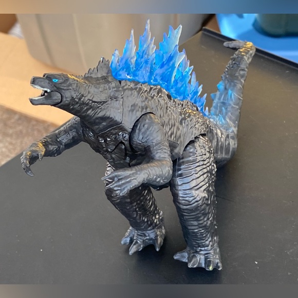 Legendary Whitetails | Accents | Supercharged Godzilla Playmates Toys 6 ...